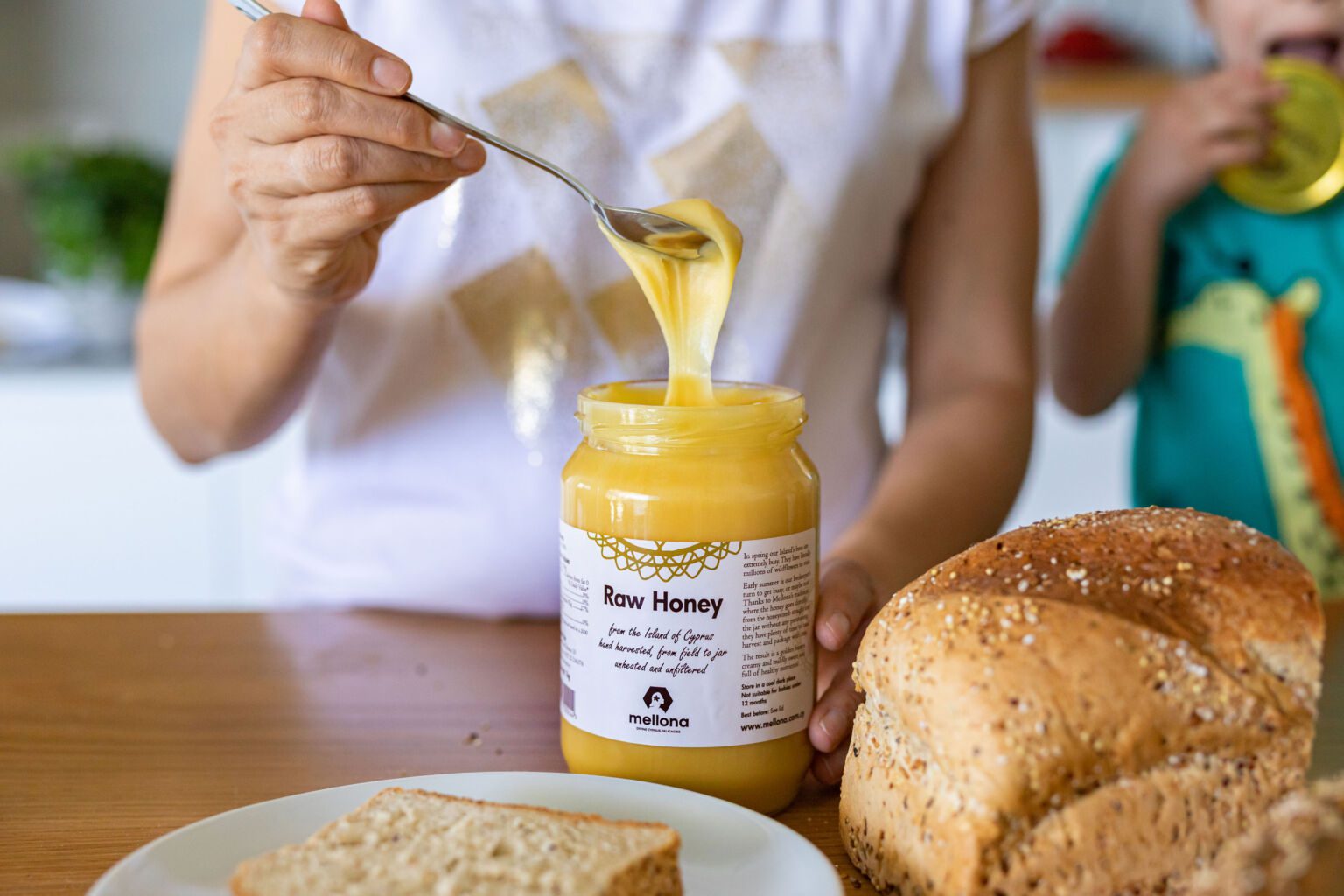 Mellona Pure Raw Honey 1kg | The Fine Harvest
